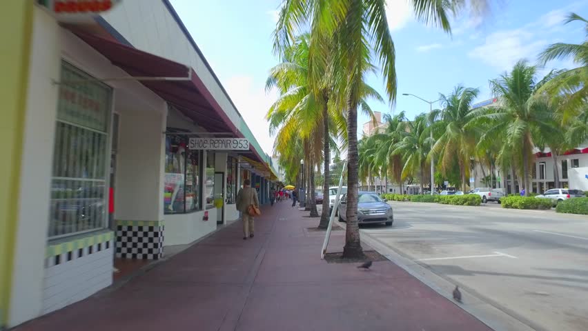 MIAMI BEACH, FLORIDA - SEPT 10: Rollerblading POV, Riding Along Open ...